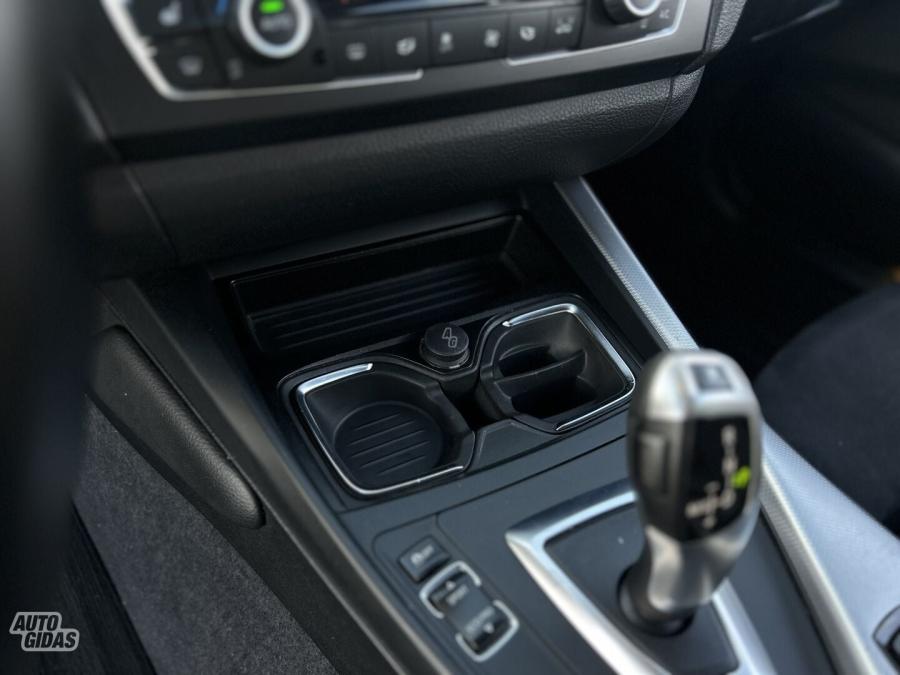 Zils BMW 118 2012 Kauņa, ar dzinēja tilpumu 2.00 L un nobraukumu 250 tūkst. km par 8500 €, foto 24 vietnē AUTOMOTO.COM.LV