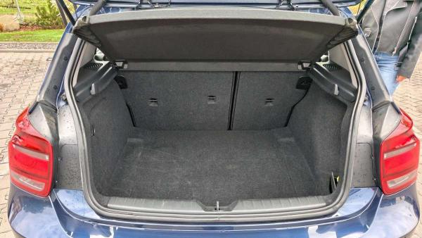 Zils BMW 118 2013 Viļņa, ar dzinēja tilpumu 2.00 L un nobraukumu 223 tūkst. km par 6600 €, foto 7 vietnē AUTOMOTO.COM.LV
