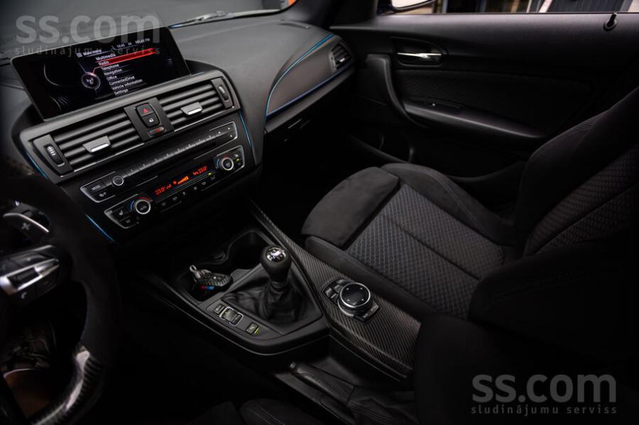 Blue BMW 118 2013 in Jelgava, with an engine capacity of 2.00 L and mileage of 0 thousand km for 8200 €, photo 18 on AUTOMOTO.COM.LV
