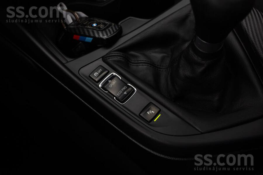 Blue BMW 118 2013 in Jelgava, with an engine capacity of 2.00 L and mileage of 0 thousand km for 8200 €, photo 19 on AUTOMOTO.COM.LV