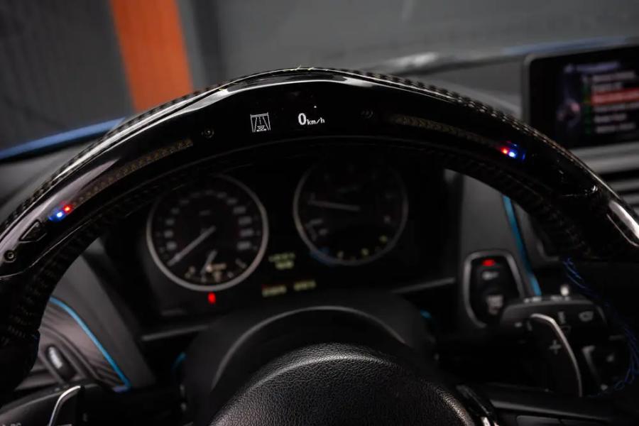 Blue BMW 118 2013 in Jelgava, with an engine capacity of 2.00 L and mileage of 272 thousand km for 8200 €, photo 31 on AUTOMOTO.COM.LV