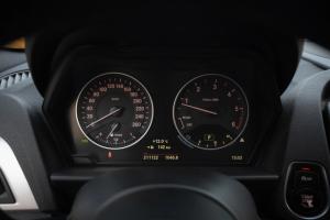 Blue BMW 118 2015 in Riga, with an engine capacity of 2.00 L and mileage of 211 thousand km for 11490 €, photo 10 on AUTOMOTO.COM.LV
