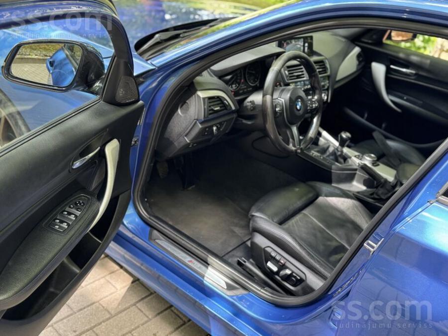 Blue BMW 118 2016 in Bauska, with an engine capacity of 2.00 L and mileage of 270 thousand km for 9900 €, photo 14 on AUTOMOTO.COM.LV