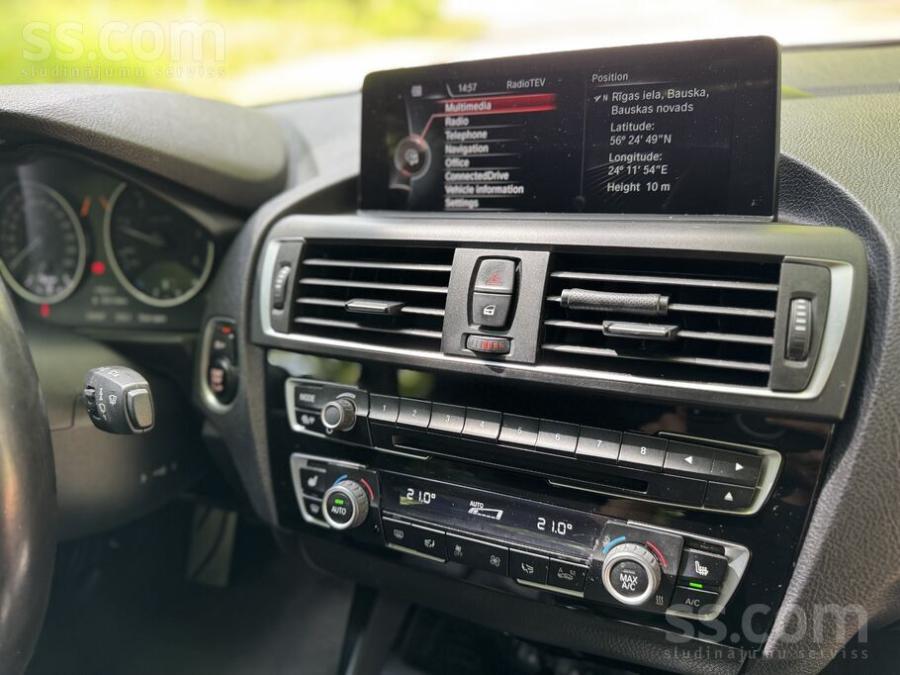 Blue BMW 118 2016 in Bauska, with an engine capacity of 2.00 L and mileage of 270 thousand km for 9900 €, photo 20 on AUTOMOTO.COM.LV