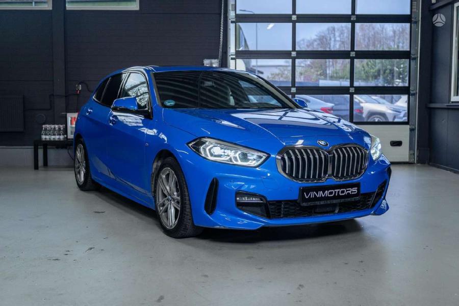 Zils BMW 118 2019 Viļņa, ar dzinēja tilpumu 1.50 L un nobraukumu 71 tūkst. km par 18500 €, foto 3 vietnē AUTOMOTO.COM.LV
