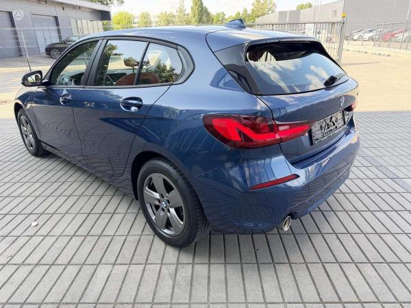 Zils BMW 118 2021 Kauņa, ar dzinēja tilpumu 1.50 L un nobraukumu 163 tūkst. km par 15900 €, foto 4 vietnē AUTOMOTO.COM.LV