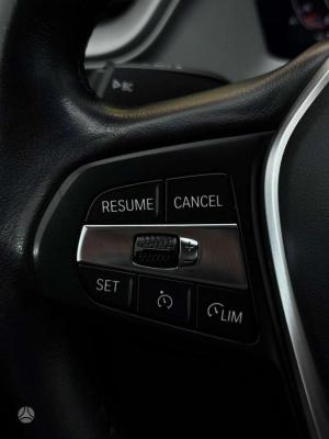 Blue BMW 118 2022 in Vilnius, with an engine capacity of 1.50 L and mileage of 67 thousand km for 17790 €, photo 29 on AUTOMOTO.COM.LV