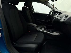 Синий БМВ 118 2022 в Вильнюс, объемом двигателя 1.50 л и пробегом 67 тыс. км за 17290 €, фото 16 на AUTOMOTO.COM.LV