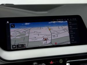 Blue BMW 118 2022 in Vilnius, with an engine capacity of 1.50 L and mileage of 67 thousand km for 16790 €, photo 24 on AUTOMOTO.COM.LV