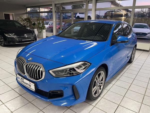 Zils BMW 118 2021 Kauņa, ar dzinēja tilpumu 2.00 L un nobraukumu 80 tūkst. km par 25489 €, foto 1 vietnē AUTOMOTO.COM.LV