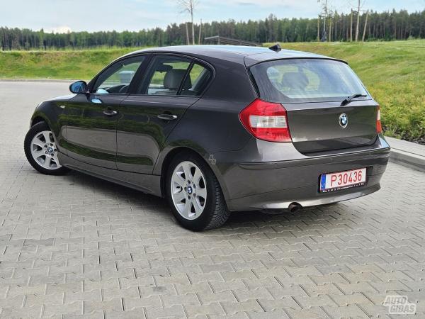 Brūns BMW 118 2005 Viļņa, ar dzinēja tilpumu 2.00 L un nobraukumu 205 tūkst. km par 3250 €, foto 3 vietnē AUTOMOTO.COM.LV