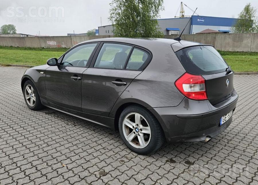 Brūns BMW 118 2006 Ventspils, ar dzinēja tilpumu 2.00 L un nobraukumu 168 tūkst. km par 1800 €, foto 4 vietnē AUTOMOTO.COM.LV