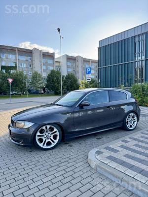 Brūns BMW 118 2007 Jēkabpils, ar dzinēja tilpumu 2.00 L un nobraukumu 270 tūkst. km par 3995 €, foto 4 vietnē AUTOMOTO.COM.LV
