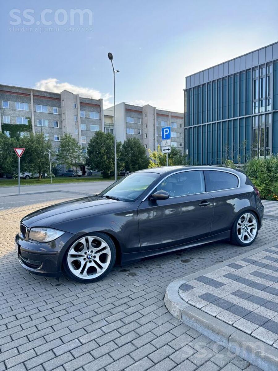 Brūns BMW 118 2007 Jēkabpils, ar dzinēja tilpumu 2.00 L un nobraukumu 270 tūkst. km par 3995 €, foto 4 vietnē AUTOMOTO.COM.LV