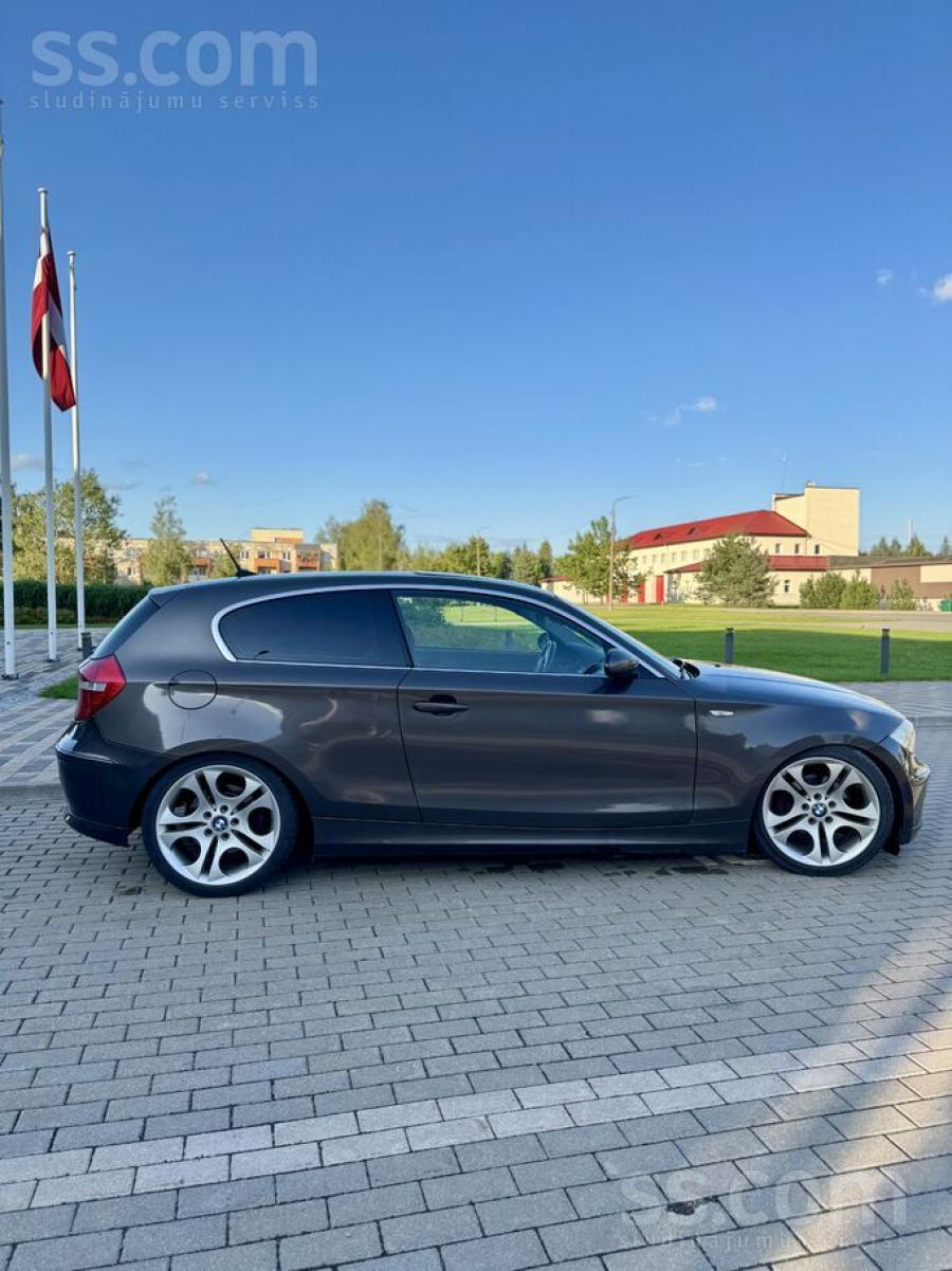 Brūns BMW 118 2007 Jēkabpils, ar dzinēja tilpumu 2.00 L un nobraukumu 270 tūkst. km par 3995 €, foto 6 vietnē AUTOMOTO.COM.LV