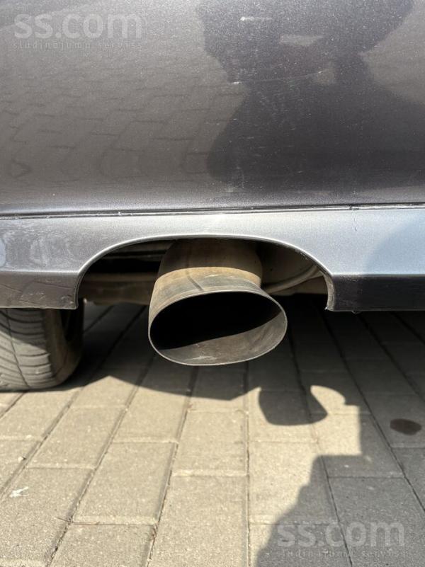 Brūns BMW 118 2008 Jelgava, ar dzinēja tilpumu 2.00 L un nobraukumu 272 tūkst. km par 3050 €, foto 8 vietnē AUTOMOTO.COM.LV