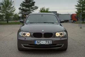 Brown BMW 118 2008 in Liepaja, with an engine capacity of 2.00 L and mileage of 220 thousand km for 5500 €, photo 6 on AUTOMOTO.COM.LV