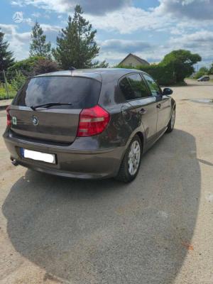 Brūns BMW 118 2008 Kauņa, ar dzinēja tilpumu 2.00 L un nobraukumu 421 tūkst. km par 4200 €, foto 4 vietnē AUTOMOTO.COM.LV
