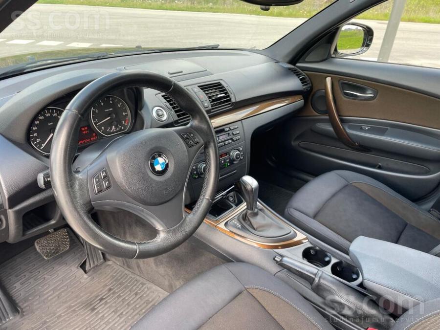 Brūns BMW 118 2009 Rīga, ar dzinēja tilpumu 2.00 L un nobraukumu 266 tūkst. km par 5300 €, foto 5 vietnē AUTOMOTO.COM.LV