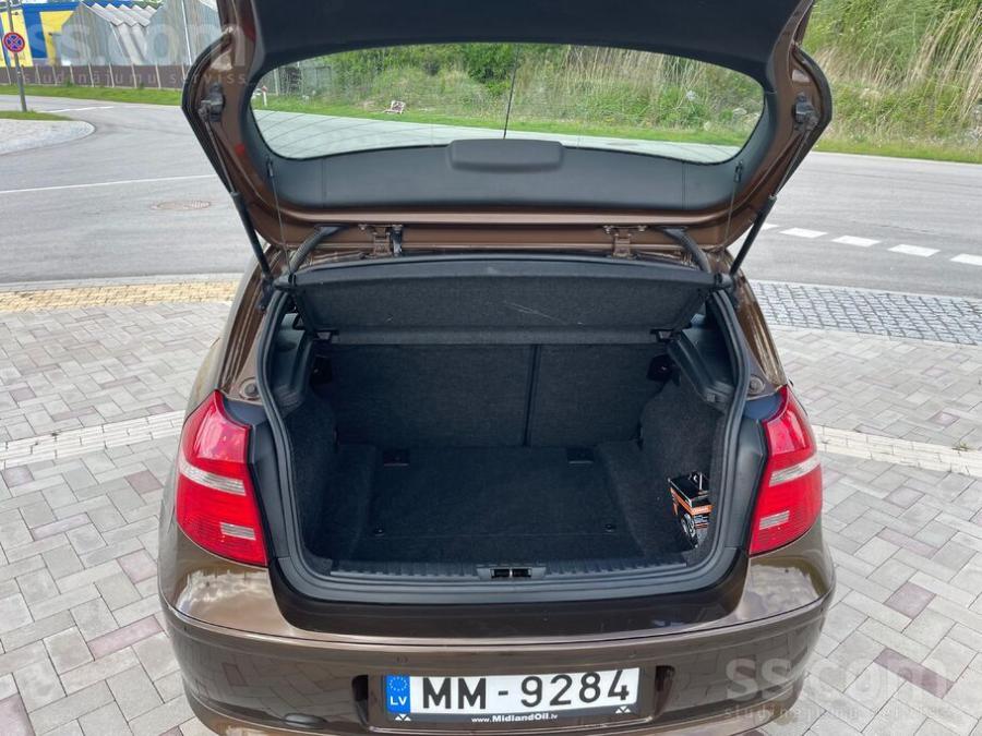 Brūns BMW 118 2009 Rīga, ar dzinēja tilpumu 2.00 L un nobraukumu 266 tūkst. km par 5300 €, foto 12 vietnē AUTOMOTO.COM.LV