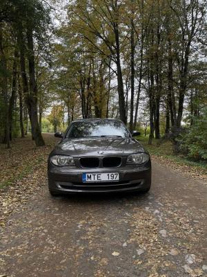 Brūns BMW 118 2009 Jonava, ar dzinēja tilpumu 2.00 L un nobraukumu 314 tūkst. km par 2950 €, foto 3 vietnē AUTOMOTO.COM.LV