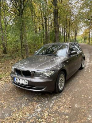 Brūns BMW 118 2009 Jonava, ar dzinēja tilpumu 2.00 L un nobraukumu 314 tūkst. km par 2950 €, foto 5 vietnē AUTOMOTO.COM.LV