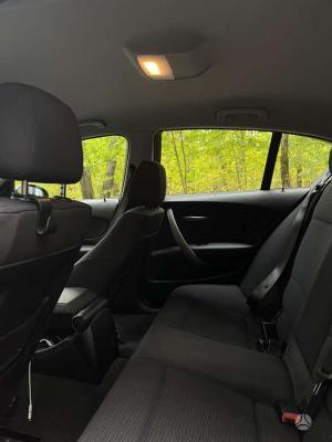 Brūns BMW 118 2009 Jonava, ar dzinēja tilpumu 2.00 L un nobraukumu 314 tūkst. km par 2950 €, foto 13 vietnē AUTOMOTO.COM.LV