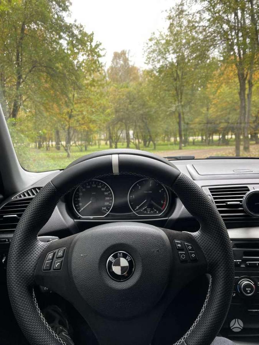 Brūns BMW 118 2009 Jonava, ar dzinēja tilpumu 2.00 L un nobraukumu 314 tūkst. km par 2950 €, foto 16 vietnē AUTOMOTO.COM.LV