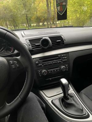 Brūns BMW 118 2009 Jonava, ar dzinēja tilpumu 2.00 L un nobraukumu 314 tūkst. km par 2950 €, foto 17 vietnē AUTOMOTO.COM.LV
