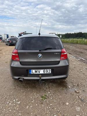 Brūns BMW 118 2009 Viļņa, ar dzinēja tilpumu 2.00 L un nobraukumu 426 tūkst. km par 3000 €, foto 6 vietnē AUTOMOTO.COM.LV