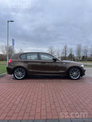 Brūns BMW 118 2010 Rīga, ar dzinēja tilpumu 2.00 L un nobraukumu 246 tūkst. km par 3100 €, foto 4 vietnē AUTOMOTO.COM.LV