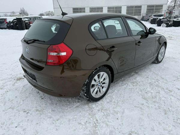Brūns BMW 118 2011 Marijampole, ar dzinēja tilpumu 2.00 L un nobraukumu 216 tūkst. km par 3900 €, foto 6 vietnē AUTOMOTO.COM.LV