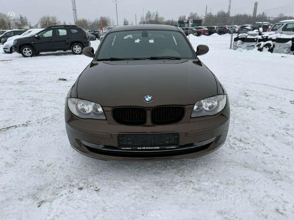 Brūns BMW 118 2011 Marijampole, ar dzinēja tilpumu 2.00 L un nobraukumu 216 tūkst. km par 3900 €, foto 7 vietnē AUTOMOTO.COM.LV