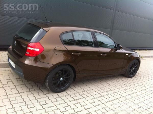 Brūns BMW 118 2011 Tukums, ar dzinēja tilpumu 2.00 L un nobraukumu 188 tūkst. km par 5250 €, foto 4 vietnē AUTOMOTO.COM.LV