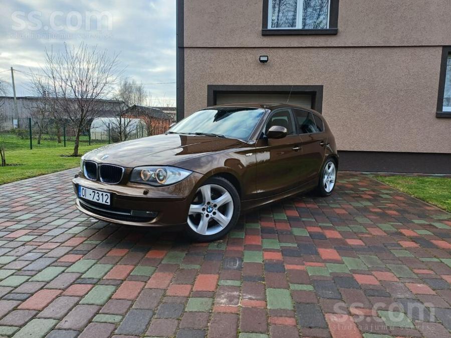 Brown BMW 118 2011 in Bauska, with an engine capacity of 2.00 L and mileage of 229 thousand km for 5500 €, photo 4 on AUTOMOTO.COM.LV