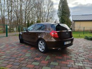 Brown BMW 118 2011 in Bauska, with an engine capacity of 2.00 L and mileage of 229 thousand km for 5500 €, photo 5 on AUTOMOTO.COM.LV
