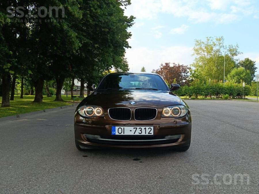Brown BMW 118 2011 in Bauska, with an engine capacity of 2.00 L and mileage of 231 thousand km for 5299 €, photo 7 on AUTOMOTO.COM.LV