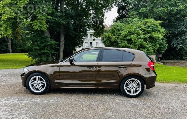 Brown BMW 118 2011 in Riga, with an engine capacity of 2.00 L and mileage of 317 thousand km for 5199 €, photo 6 on AUTOMOTO.COM.LV