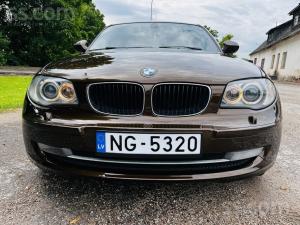 Brown BMW 118 2011 in Riga, with an engine capacity of 2.00 L and mileage of 317 thousand km for 5199 €, photo 10 on AUTOMOTO.COM.LV