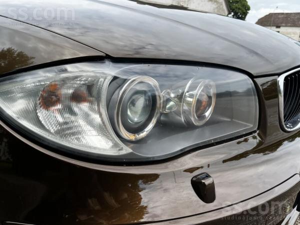 Brown BMW 118 2011 in Riga, with an engine capacity of 2.00 L and mileage of 317 thousand km for 5199 €, photo 10 on AUTOMOTO.COM.LV