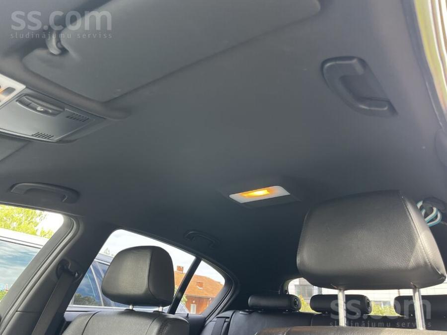 Brown BMW 118 2011 in Riga, with an engine capacity of 2.00 L and mileage of 317 thousand km for 5199 €, photo 16 on AUTOMOTO.COM.LV