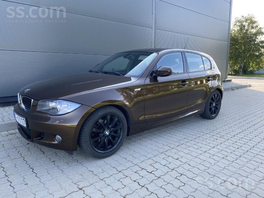 Brown BMW 118 2011 in Tukums, with an engine capacity of 2.00 L and mileage of 190 thousand km for 5190 €, photo 8 on AUTOMOTO.COM.LV