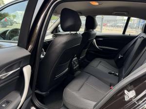 Brown BMW 118 2017 in Kaunas, with an engine capacity of 1.50 L and mileage of 177 thousand km for 9500 €, photo 12 on AUTOMOTO.COM.LV