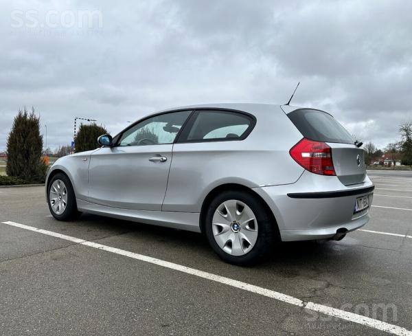 BMW 118 2007 in Riga, with an engine capacity of 2.00 L and mileage of 205 thousand km for 1950 €, photo 3 on AUTOMOTO.COM.LV