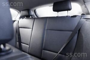 BMW 118 2009 in Riga, with an engine capacity of 2.00 L and mileage of 260 thousand km for 3490 €, photo 11 on AUTOMOTO.COM.LV
