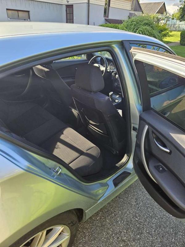 Green BMW 118 2007 in Utena, with an engine capacity of 2.00 L and mileage of 317 thousand km for 3000 €, photo 10 on AUTOMOTO.COM.LV