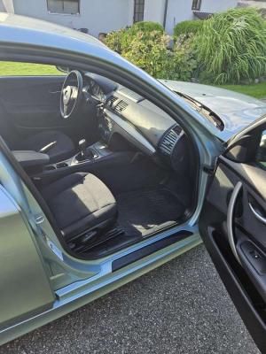 Green BMW 118 2007 in Utena, with an engine capacity of 2.00 L and mileage of 317 thousand km for 3000 €, photo 11 on AUTOMOTO.COM.LV