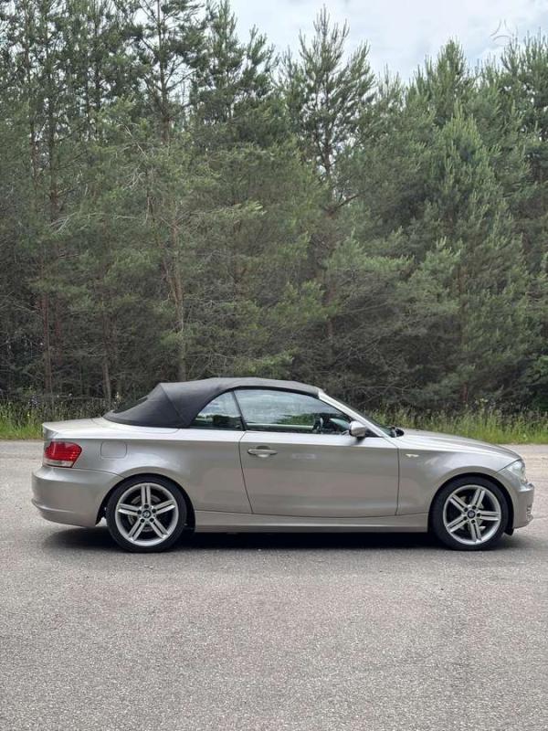 Pelēks BMW 118 2008 Viļņa, ar dzinēja tilpumu 2.00 L un nobraukumu 211 tūkst. km par 5200 €, foto 5 vietnē AUTOMOTO.COM.LV