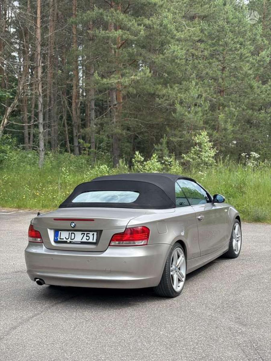 Pelēks BMW 118 2008 Viļņa, ar dzinēja tilpumu 2.00 L un nobraukumu 211 tūkst. km par 5200 €, foto 8 vietnē AUTOMOTO.COM.LV