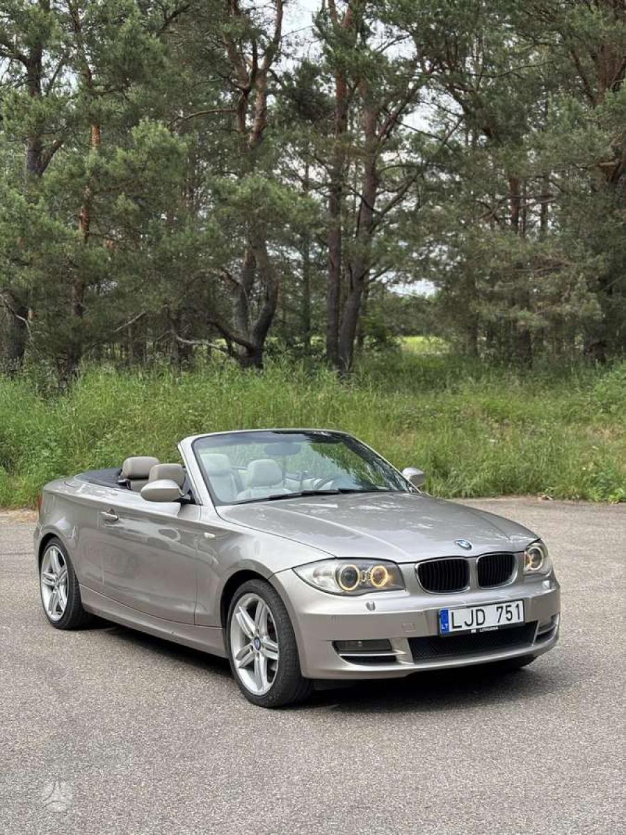 Pelēks BMW 118 2008 Viļņa, ar dzinēja tilpumu 2.00 L un nobraukumu 211 tūkst. km par 5200 €, foto 13 vietnē AUTOMOTO.COM.LV